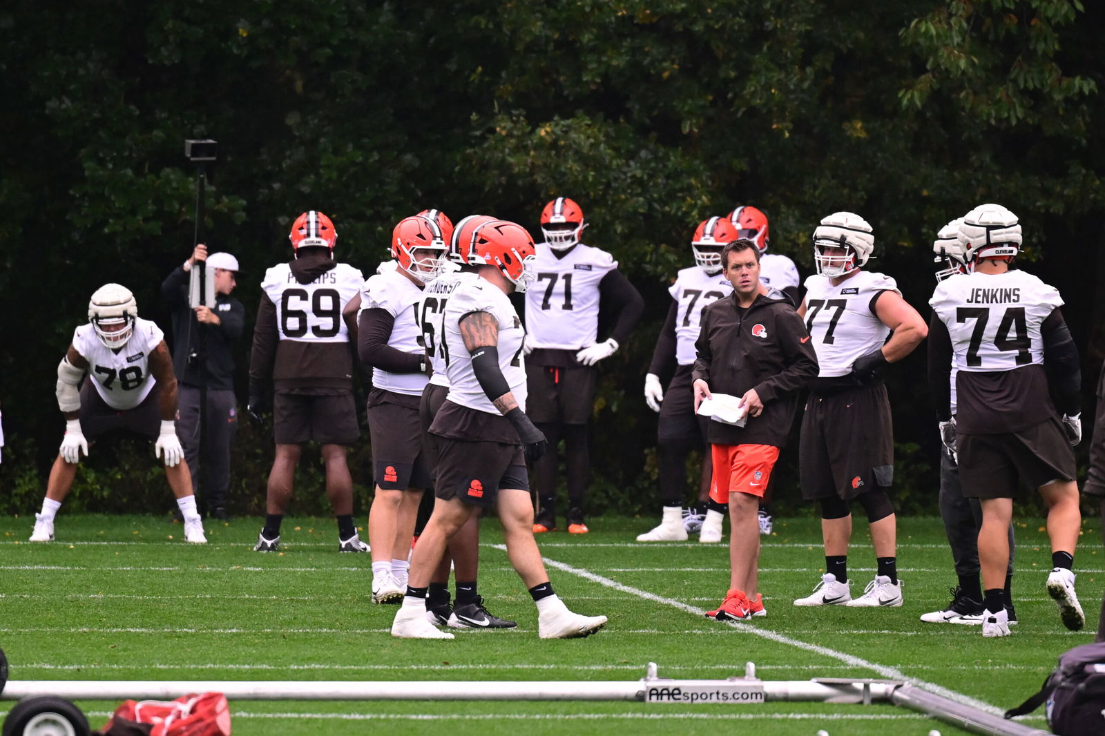 Former Browns QB Names the “Alpha” Coach Cleveland Needs Next ...