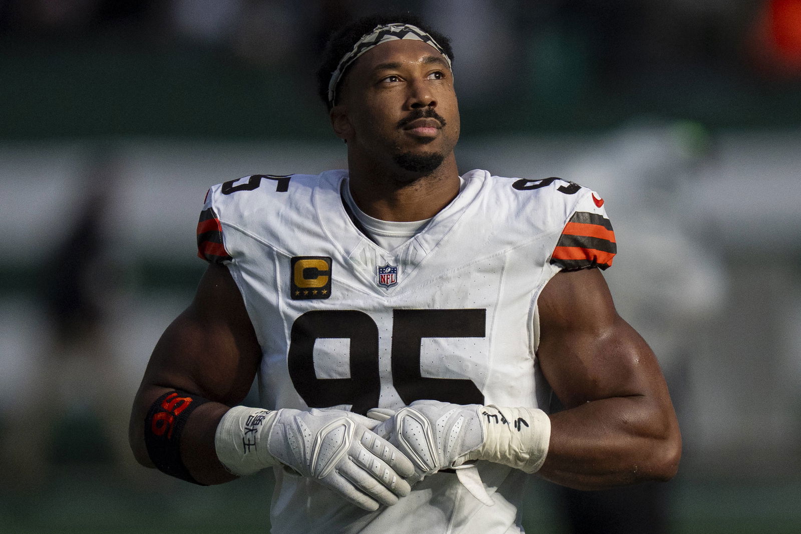 Myles Garrett Cleared From Injury Report, Ready to Chase Sack Record vs ...